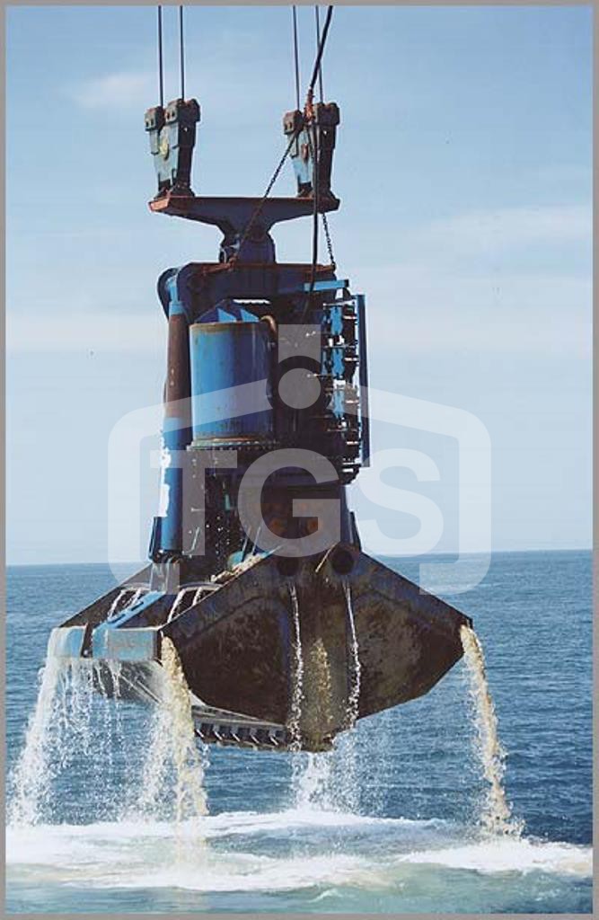 Electro Hydraulic Digging/ Dredging Clamshell Grabs | The Grab ...