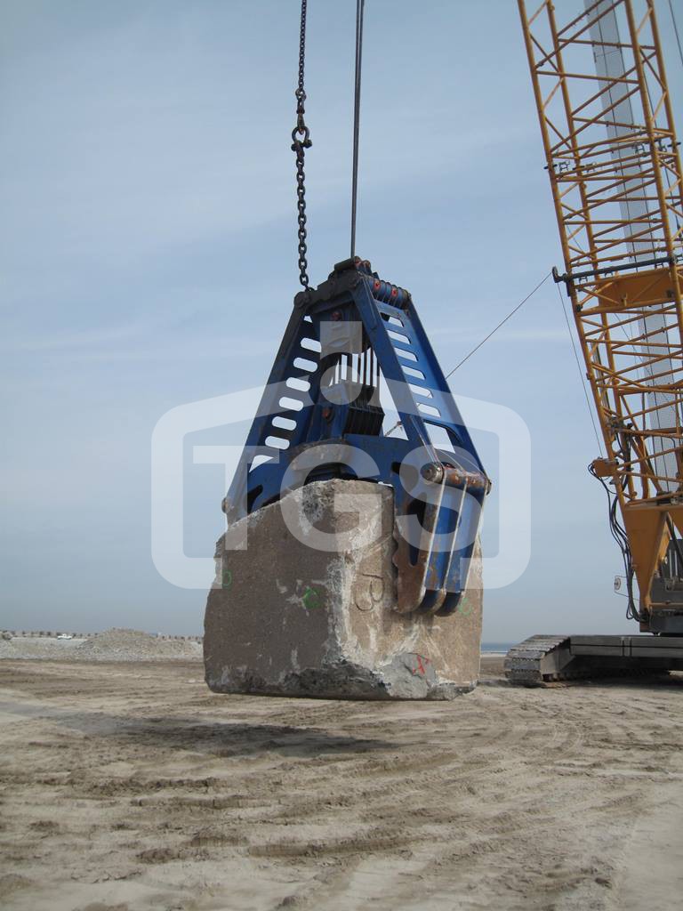 Mechanical Two Rope Rock Handling Grabs | The Grab Specialist B.V.